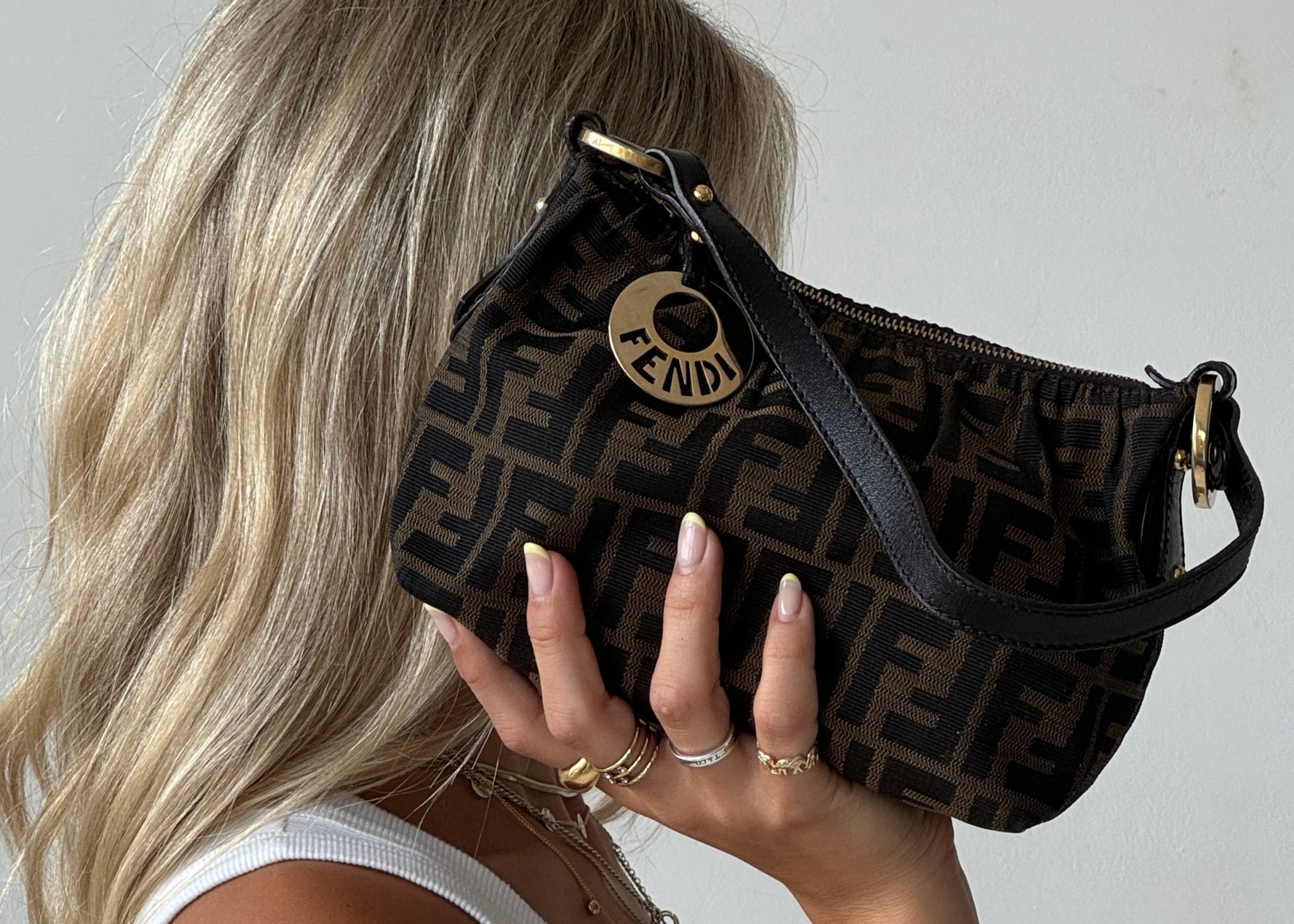 Vintimié | Vintage and Pre-Owned Designer Handbags